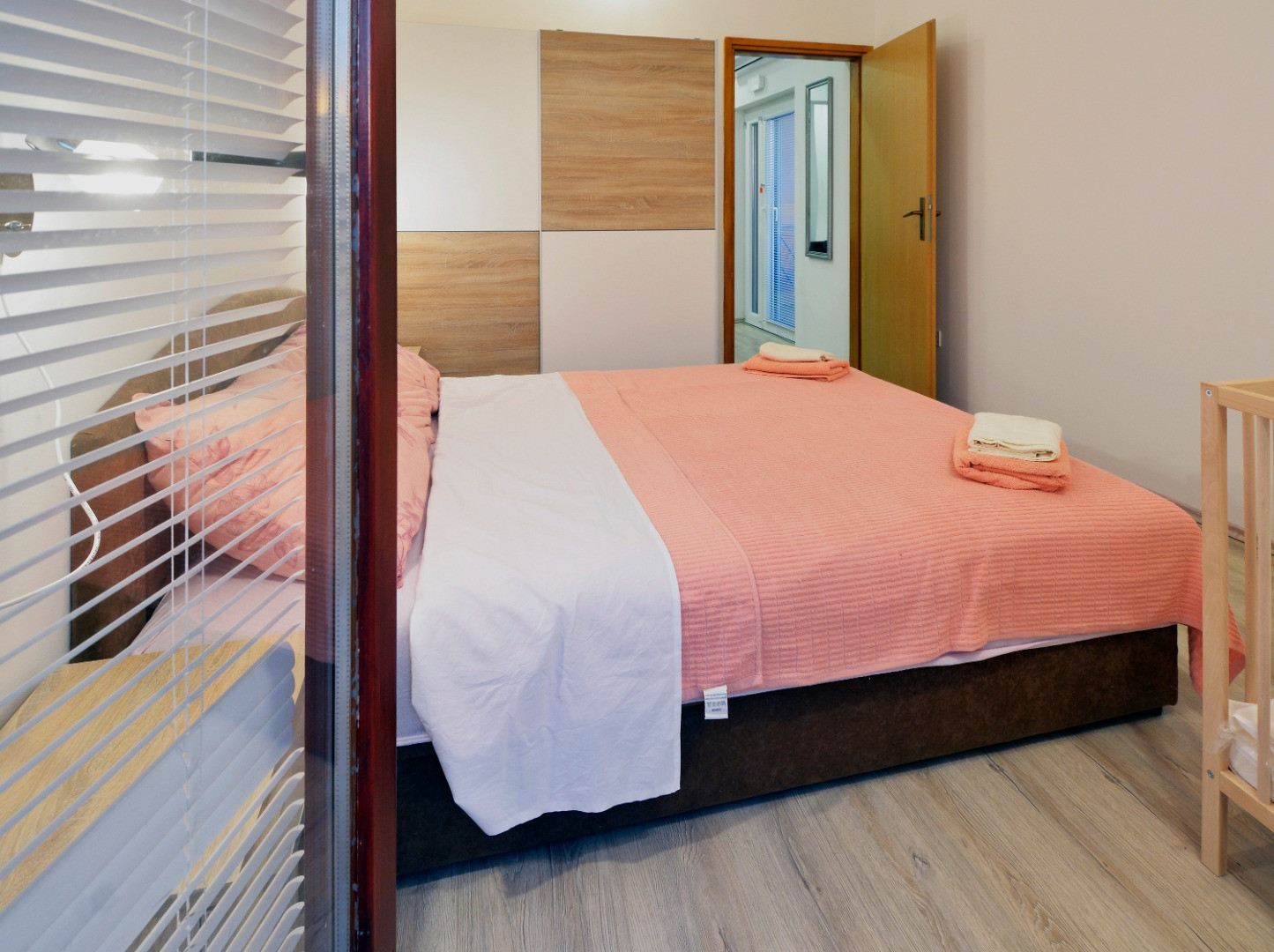 Apartmani Dalmatian Bilice with pool, Dalmatia, Croatia